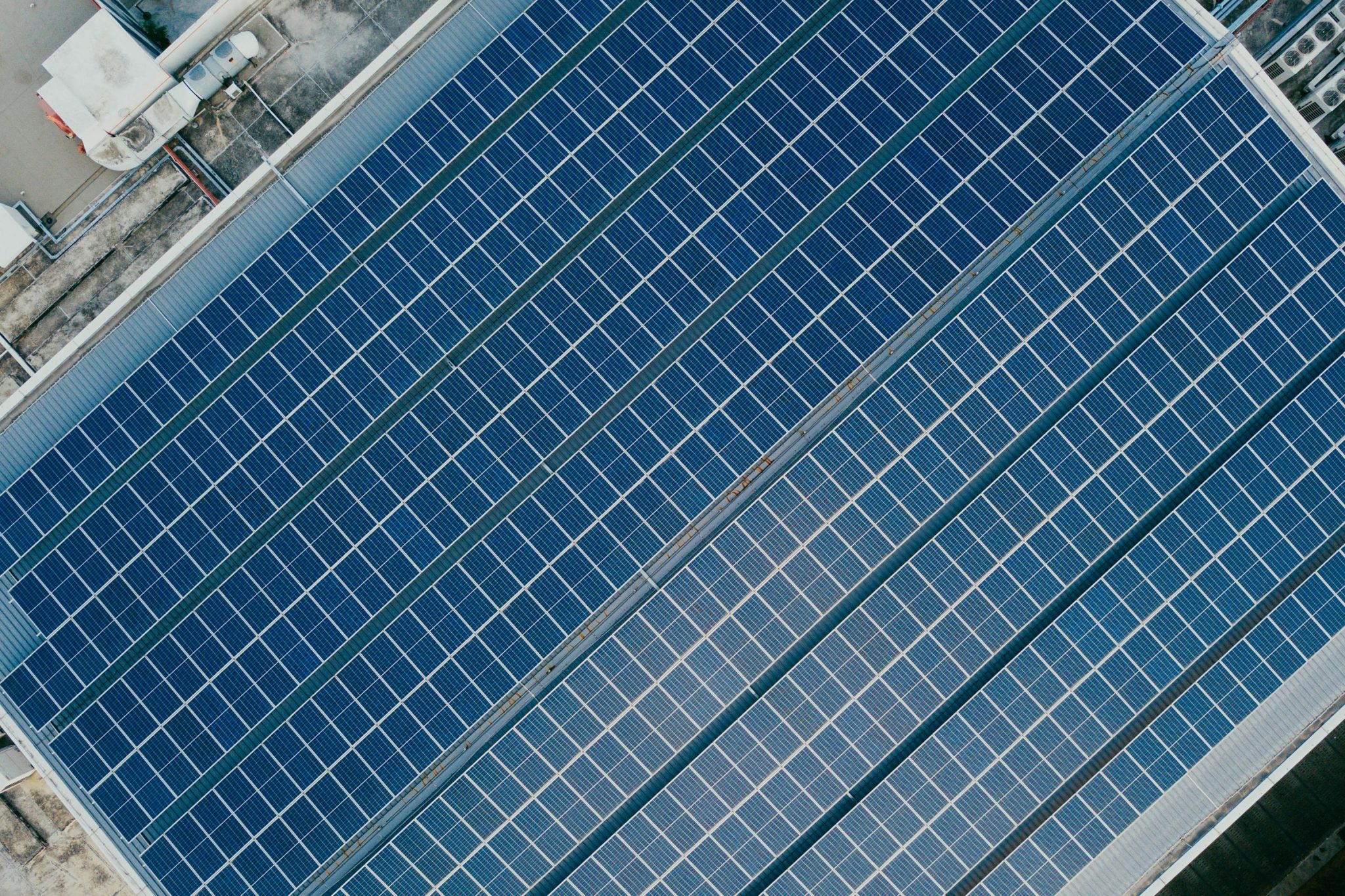 REC Alpha Pure Series Solar Panel Review