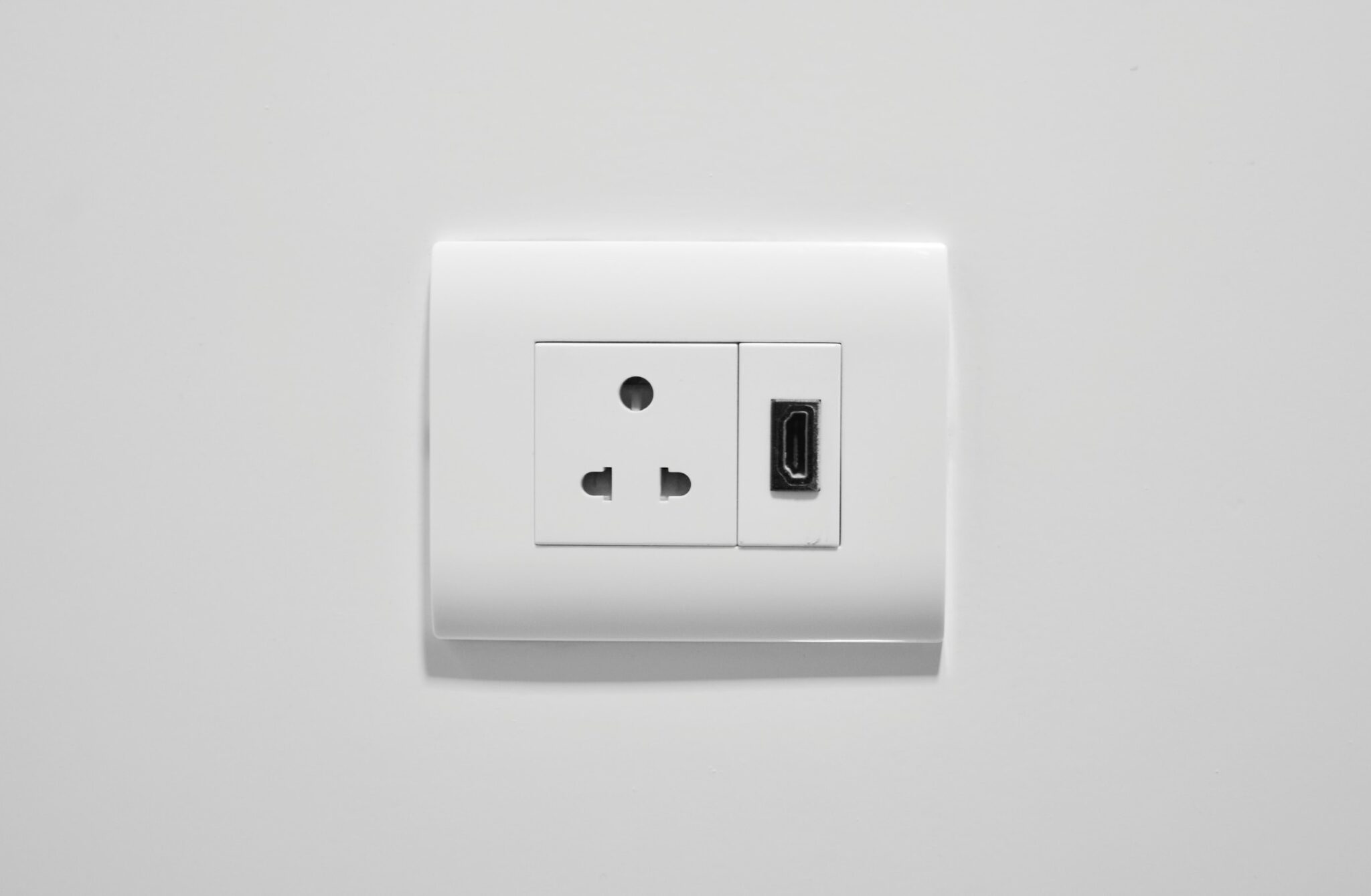 Understanding the Different Types of Electrical Outlets | AusEco ...